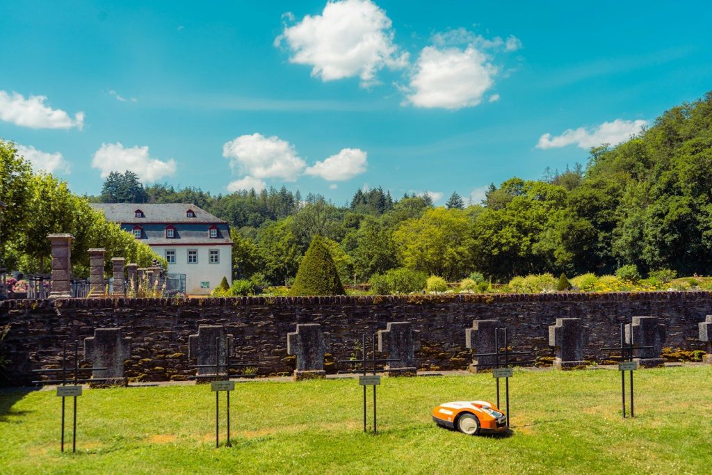 How outdoor robots are changing backyard maintenance
