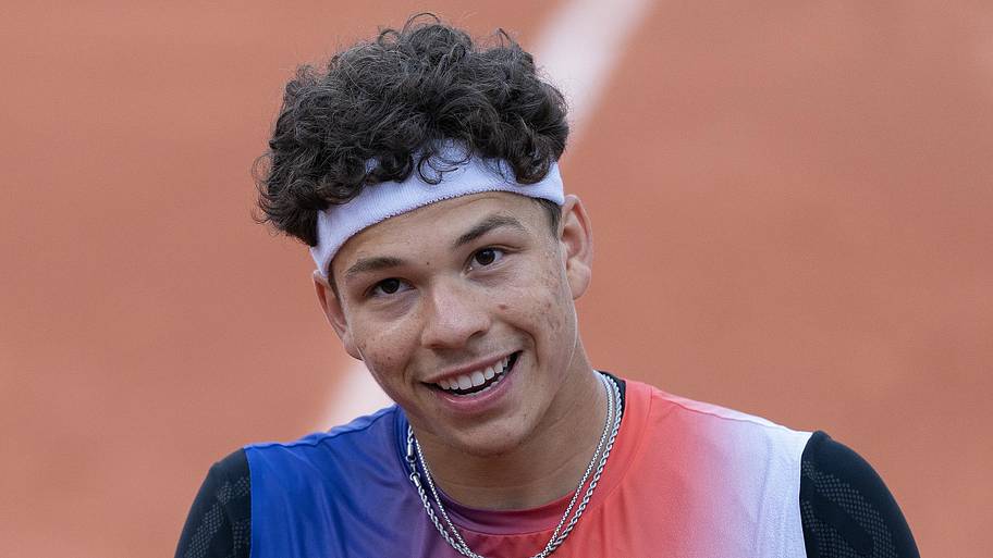 Ben Shelton showers girlfriend Trinity Rodman with love before French Open