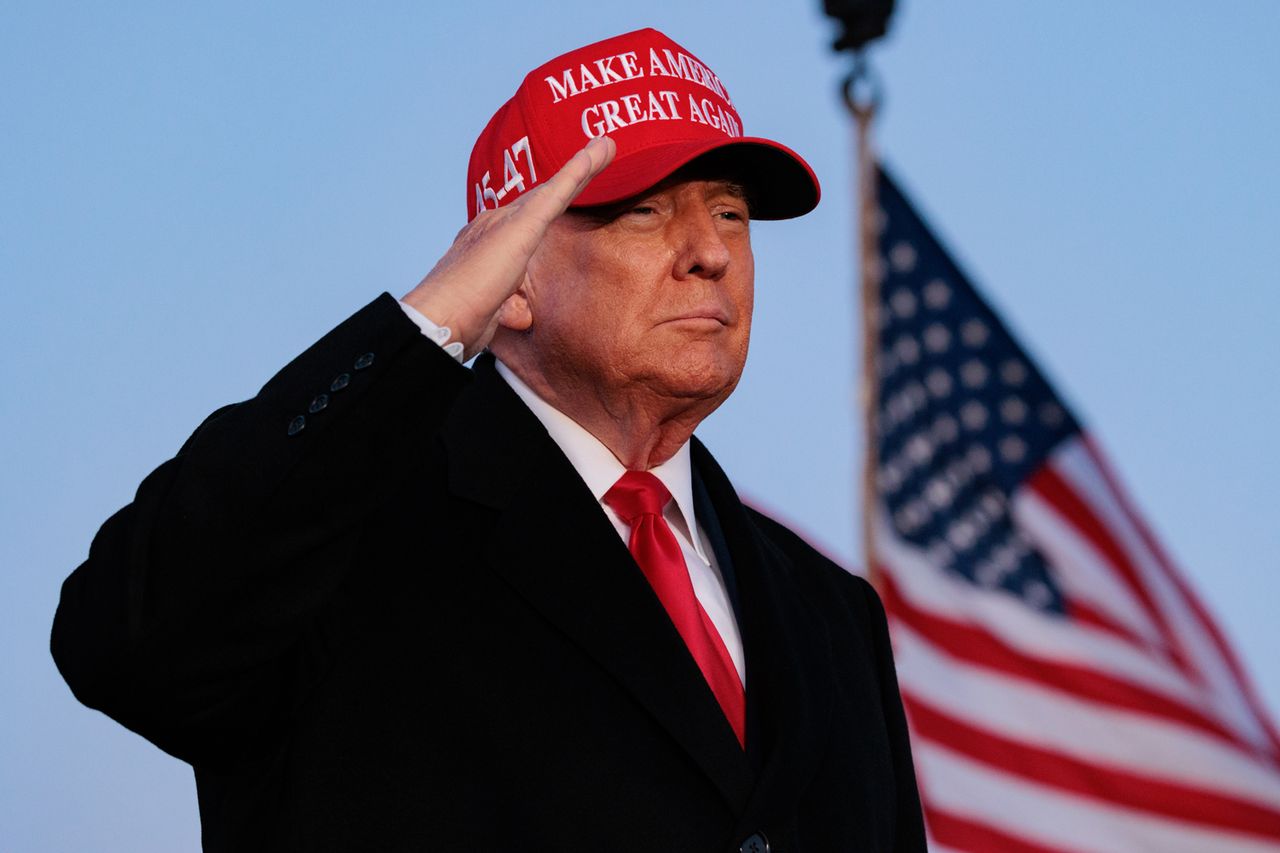 Trump Kicks Off Memorial Day With Scathing Social Media Rant Against ...