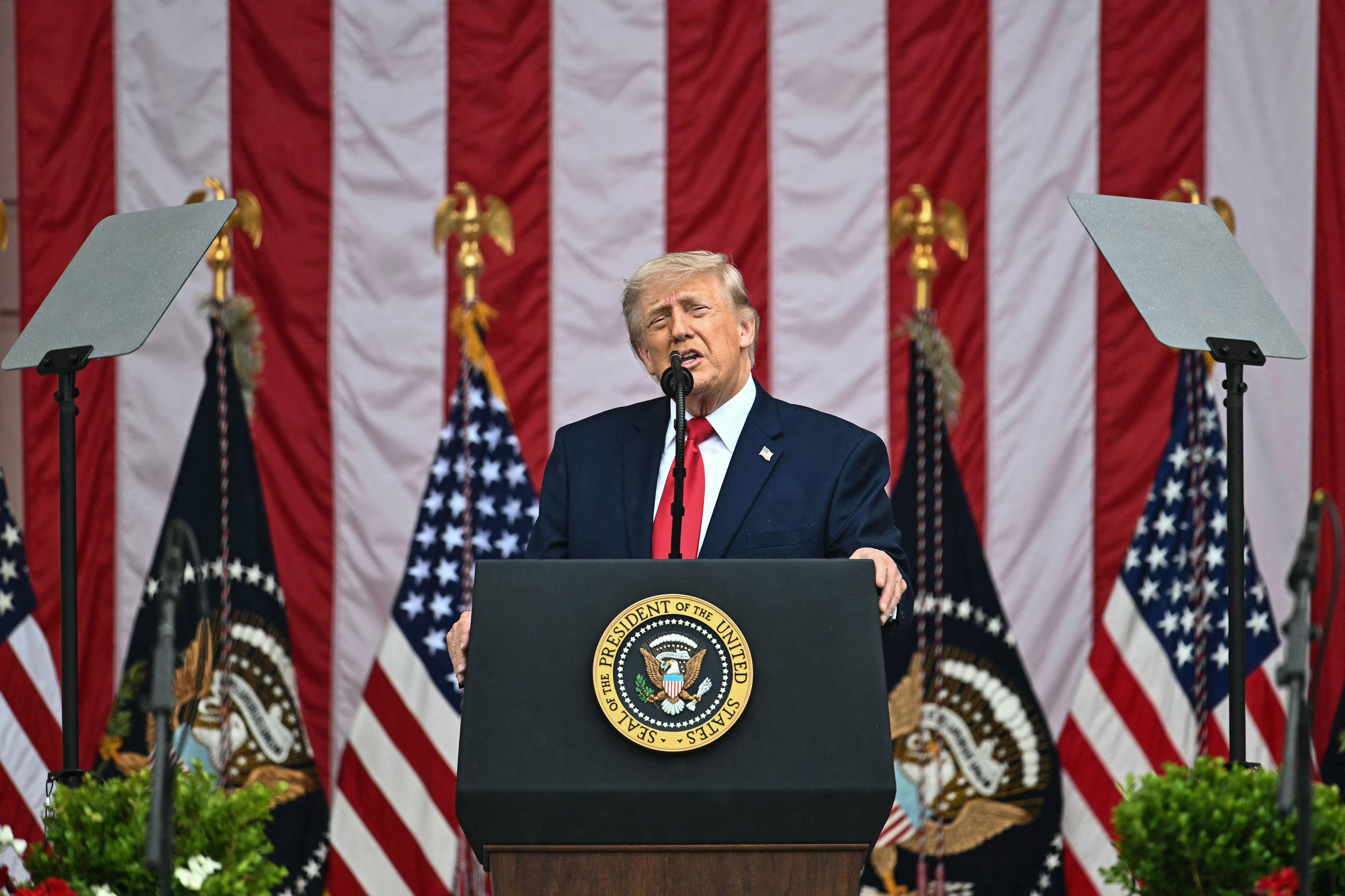 Trump boasts about Iran and stays on script during Memorial Day event