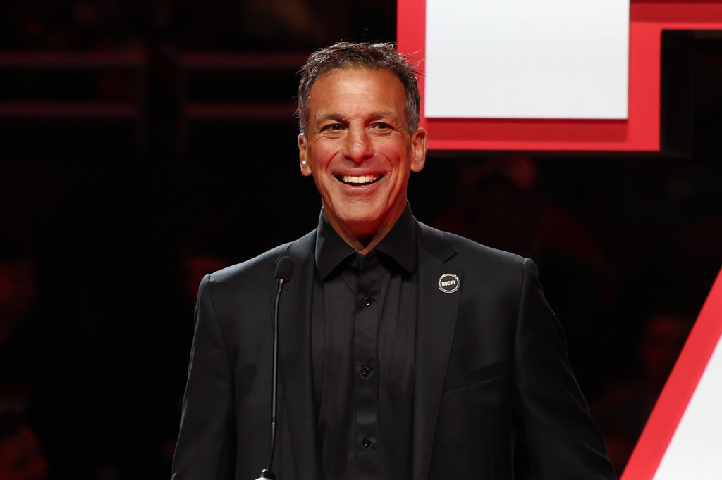 Chris Chelios and the torch, the Snowbirds tonight, and the Habs (not ...