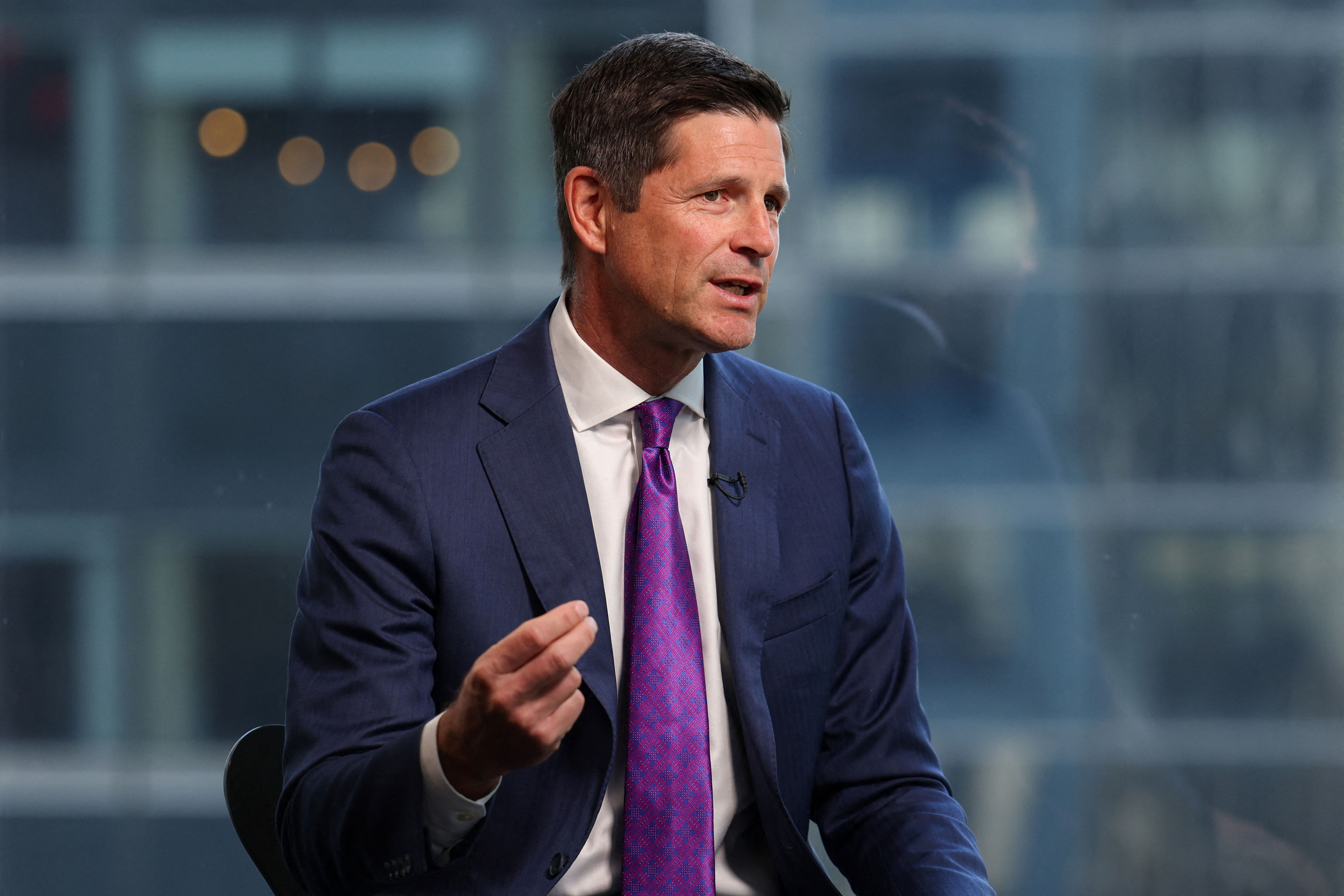 Schwab CEO says his firm will attract new customers with wealth ...