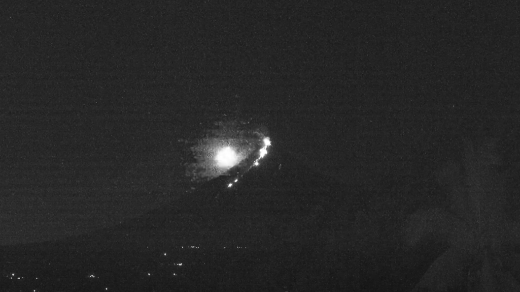 Watch: Meteor comes close to slopes of Mayon Volcano