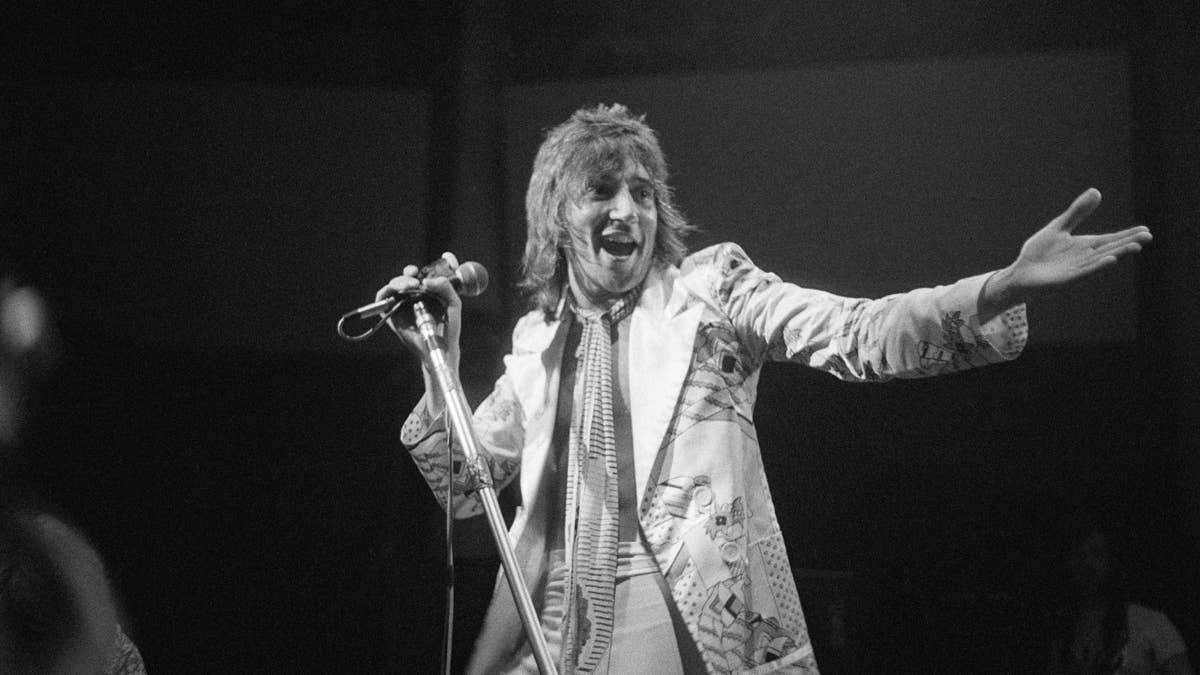 Rod Stewart hints at retirement during 'One Last Time' world tour