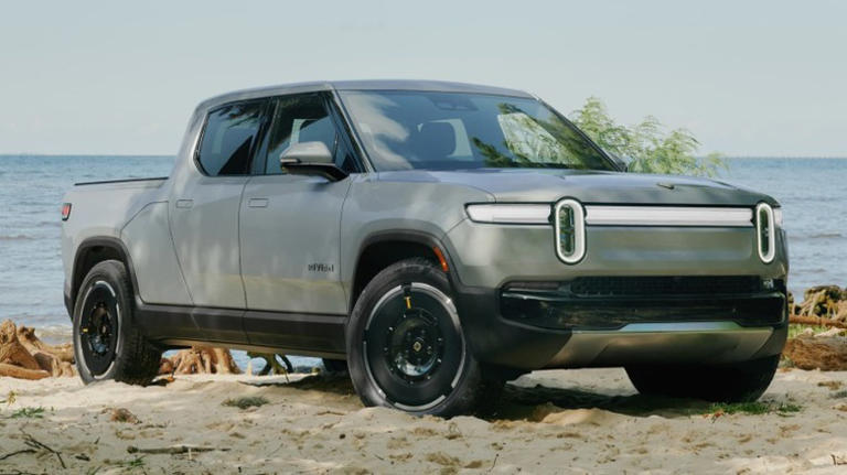 5 EVs with longer range than a Tesla Model 3