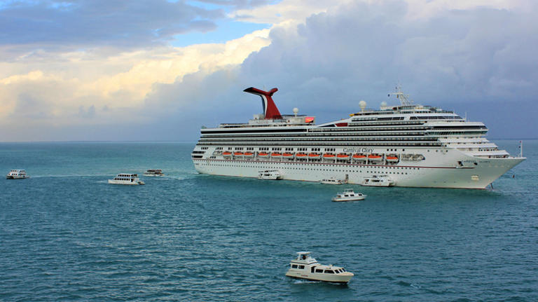 The Bahamas vs Caribbean: Which is really the better island cruise ...