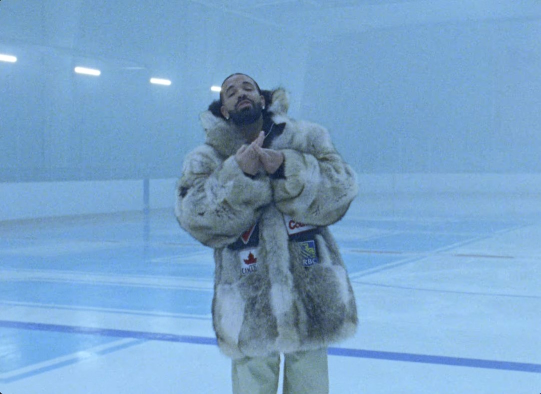 Chiến lược toàn cầu giúp Drake độc chiếm top 3 Billboard 200