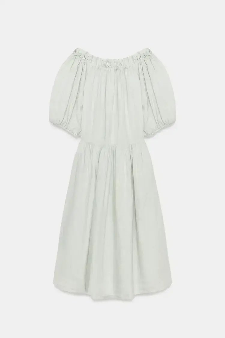 Zara tiene los vestidos de lino más fresquitos y bonitos de junio