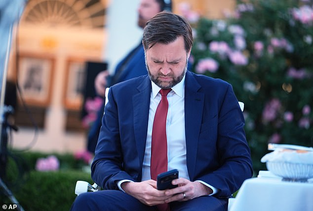 Report: Vance plans 2028 option after Tulsi Gabbard's exit
