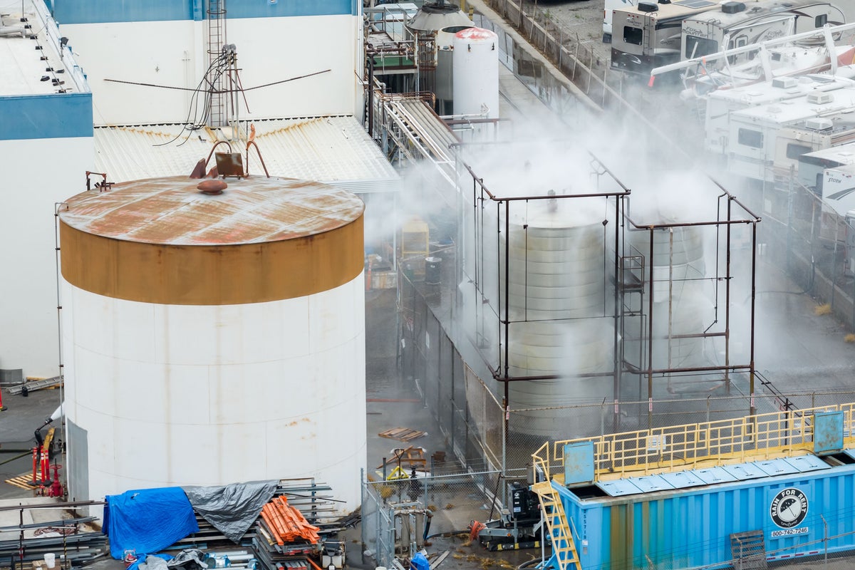 US residents evacuated due to dangerous chemical tank can return home