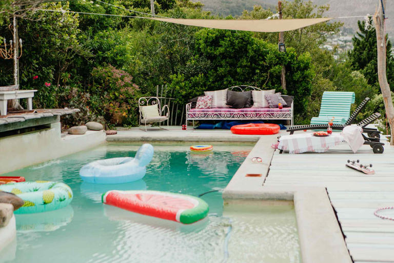 How to maintain your pool floats all summer so they don't fall victim ...