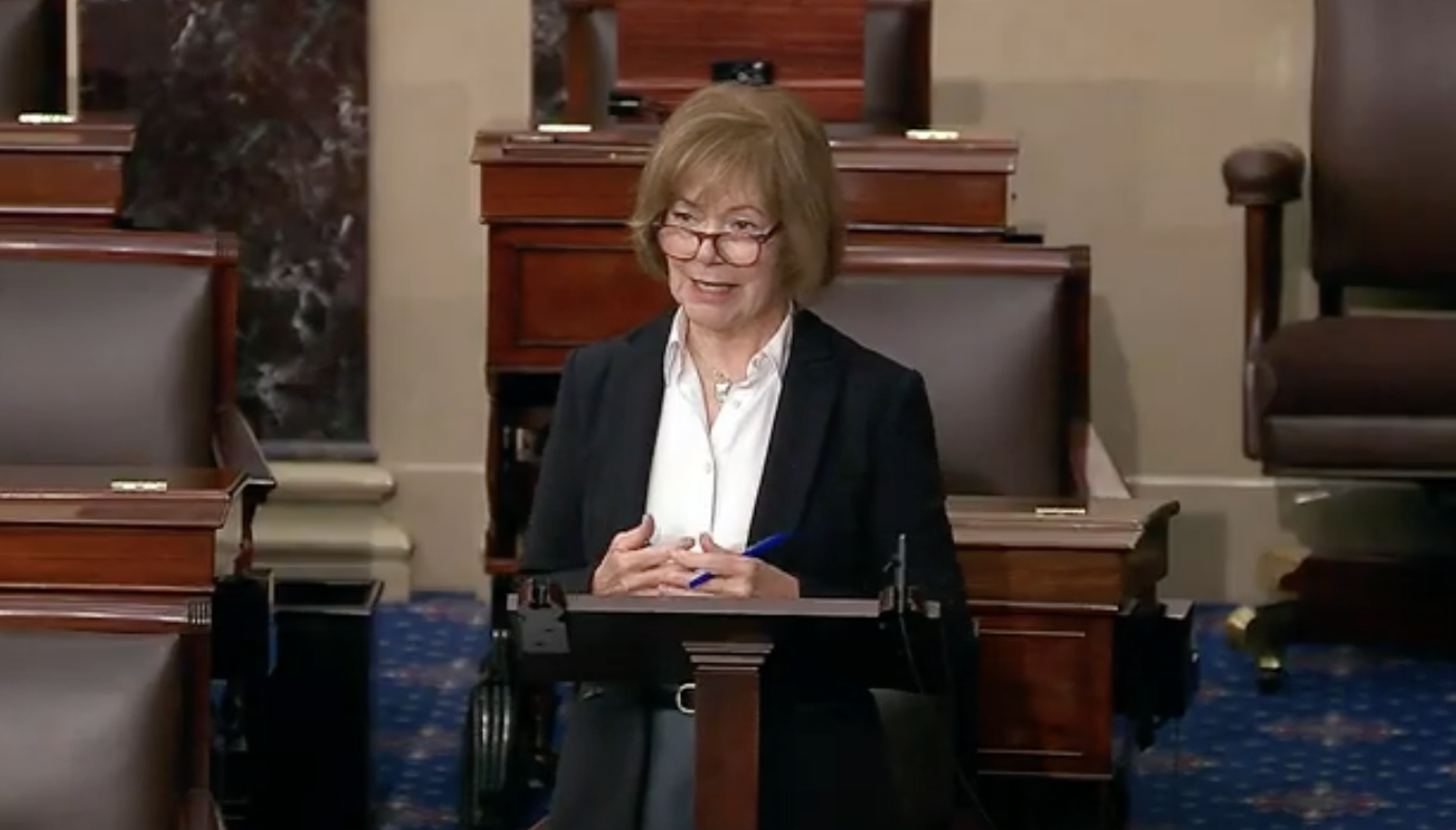 'You're choosing the wrong side': Tina Smith calls out colleagues ...