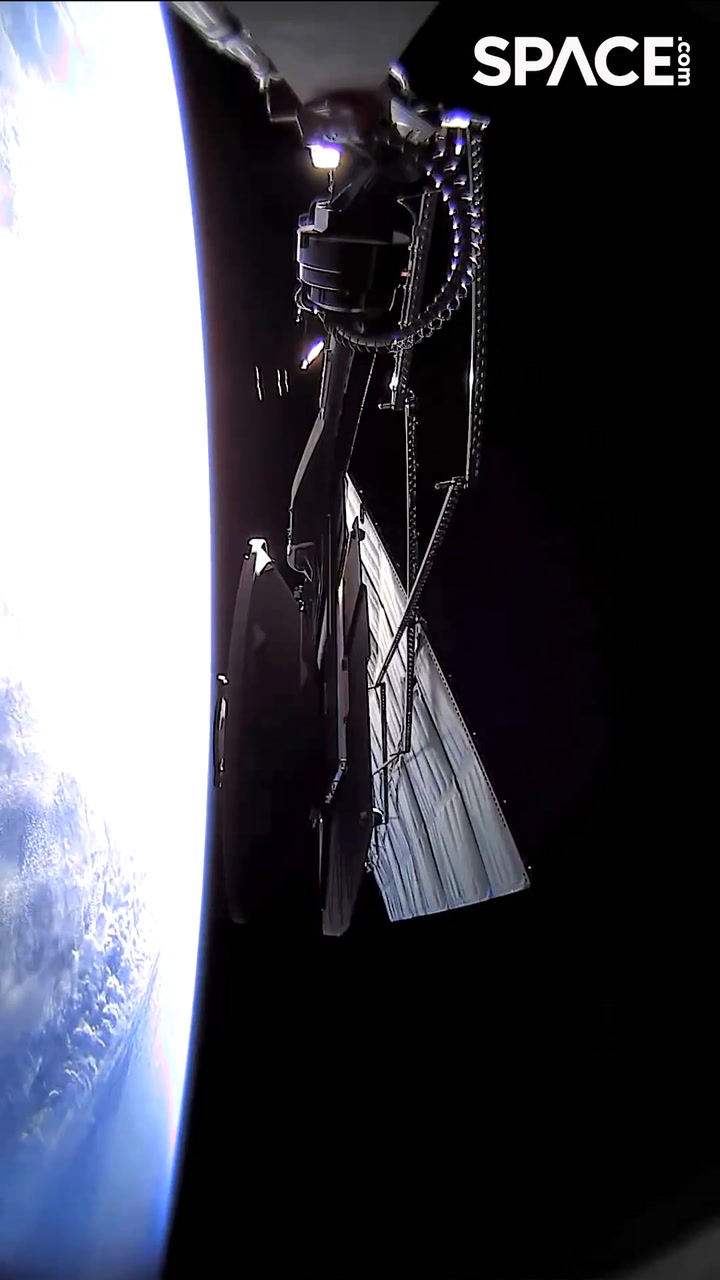 Mesmerizing timelapse of a Starlink 'train' as seen from space