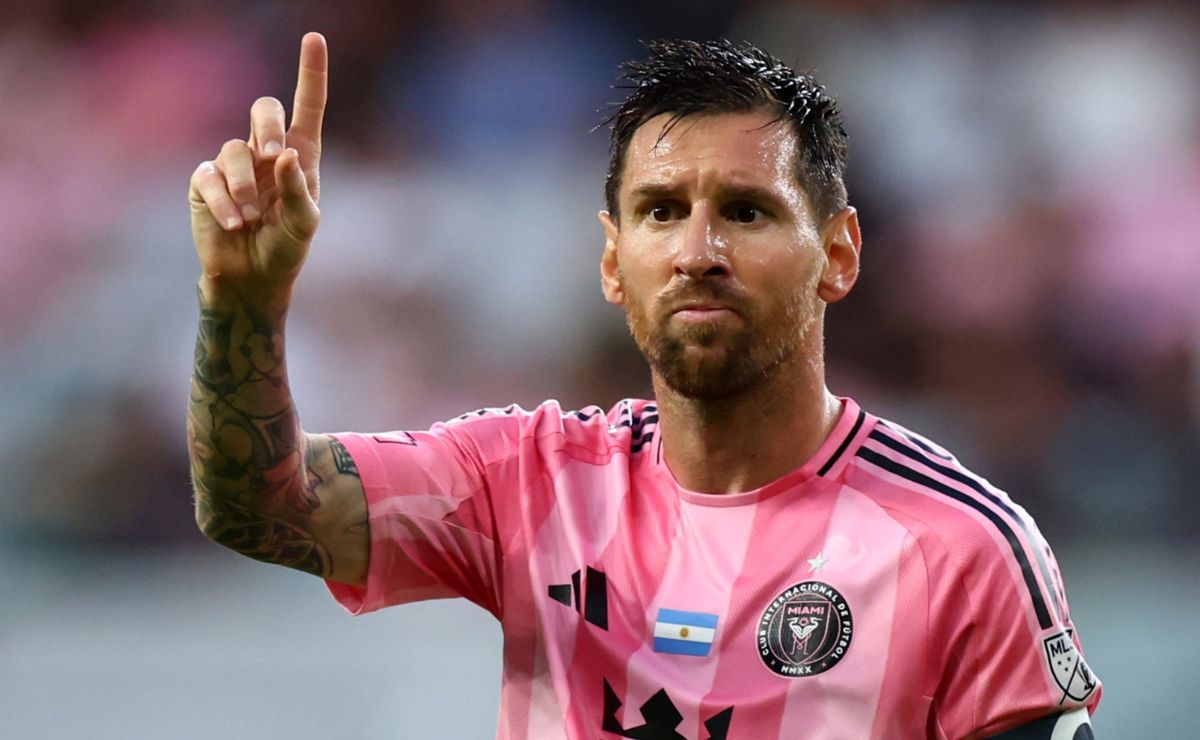 Respira Scaloni: Messi salió en Inter Miami por una fatiga muscular