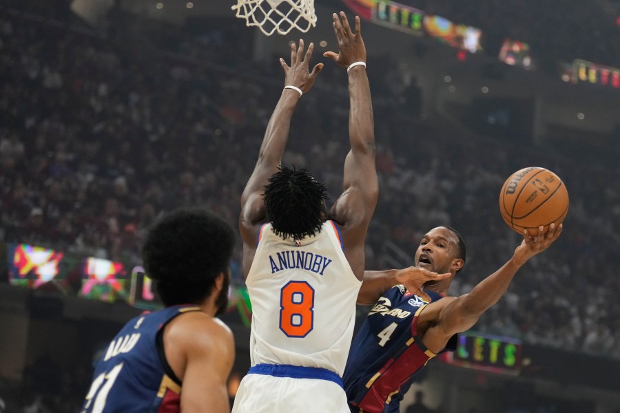 Game 4: Cavs playing to keep their season alive