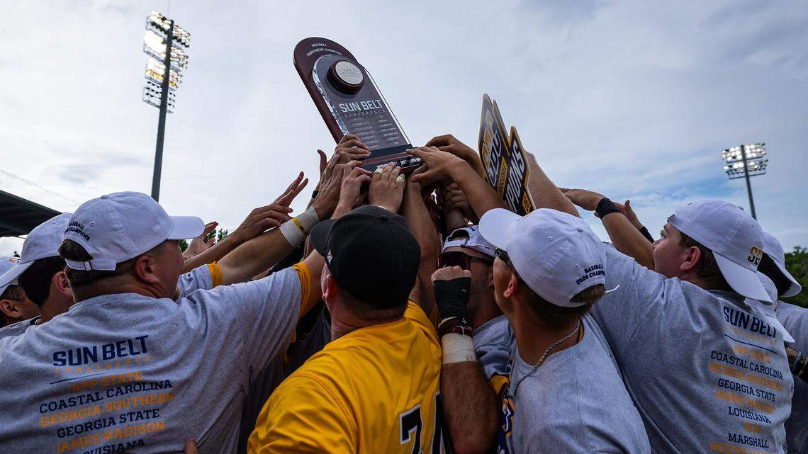 USM's road to Omaha begins at the Pete. What to know about Hattiesburg ...