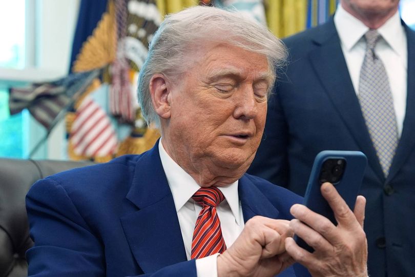 Trump 'posts private message to Mike Johnson on Truth Social' in major ...