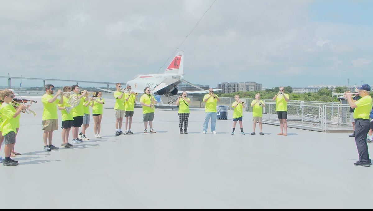 Hundreds gather aboard USS Yorktown for 'Taps Across America' Memorial ...