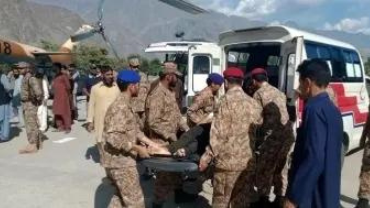 17 killed as speeding minibus crashes into parked bus in Pakistan’s ...