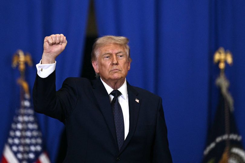 Trump 'posts private message to Mike Johnson on Truth Social' in major ...