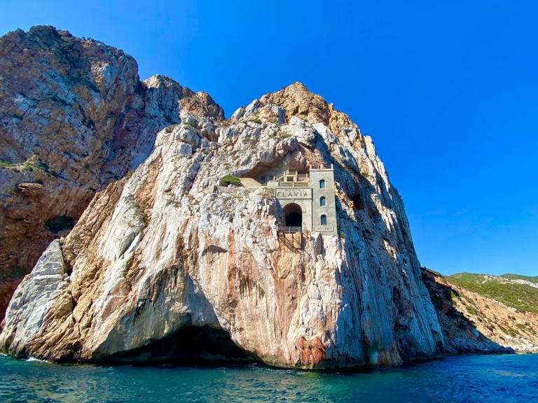 Il varco segreto della costa iglesiente: Porto Flavia, dove l’ingegno ...