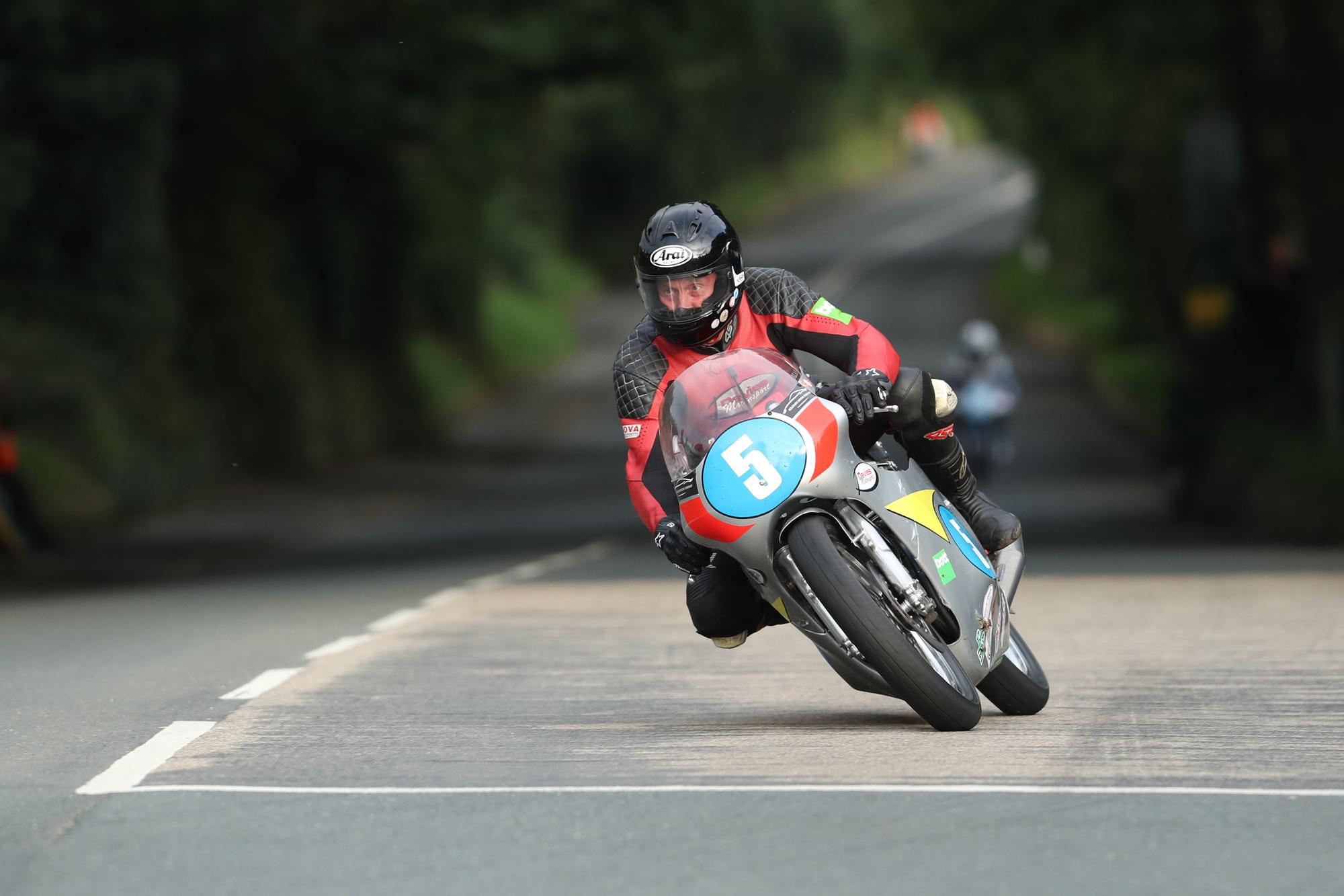 Manx Motor Cycle Club pays tribute to 'accomplished and admired rider ...