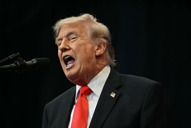 Once you notice this about Trump's speeches, you can't unsee it