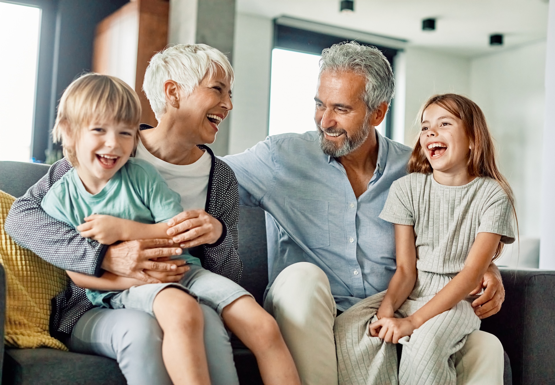 Les grands-parents qui respectent ces 5 règles d’or aident vraiment ...
