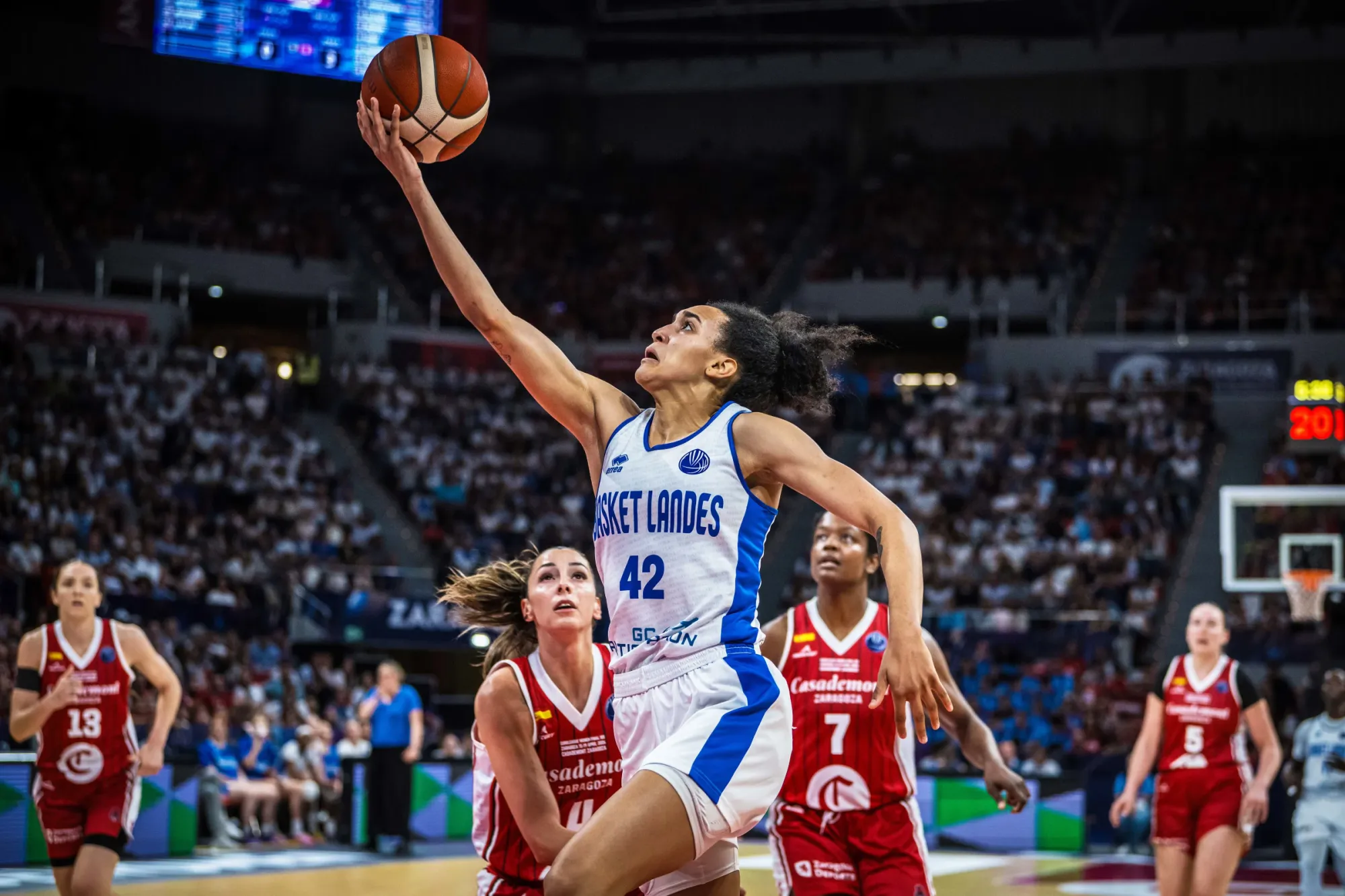 Leila Lacan va se lancer dans la Ligue Project B