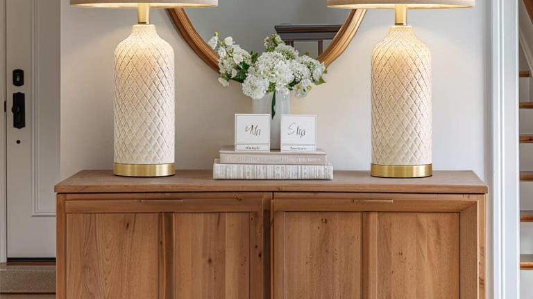 Save nearly $50 on elegant ceramic table lamps at Walmart — now just ...
