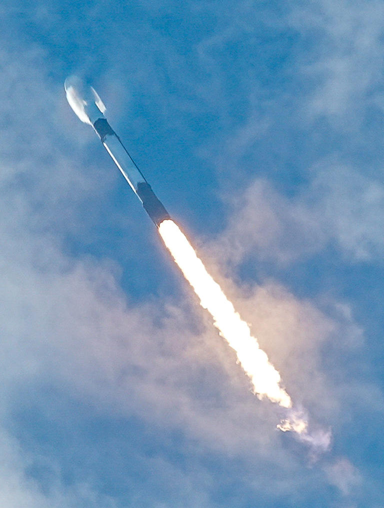 SpaceX eyes Florida early morning Falcon 9 launch on Starlink mission