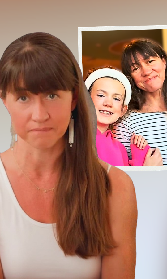 Zuza's mom sells her old makeup ️