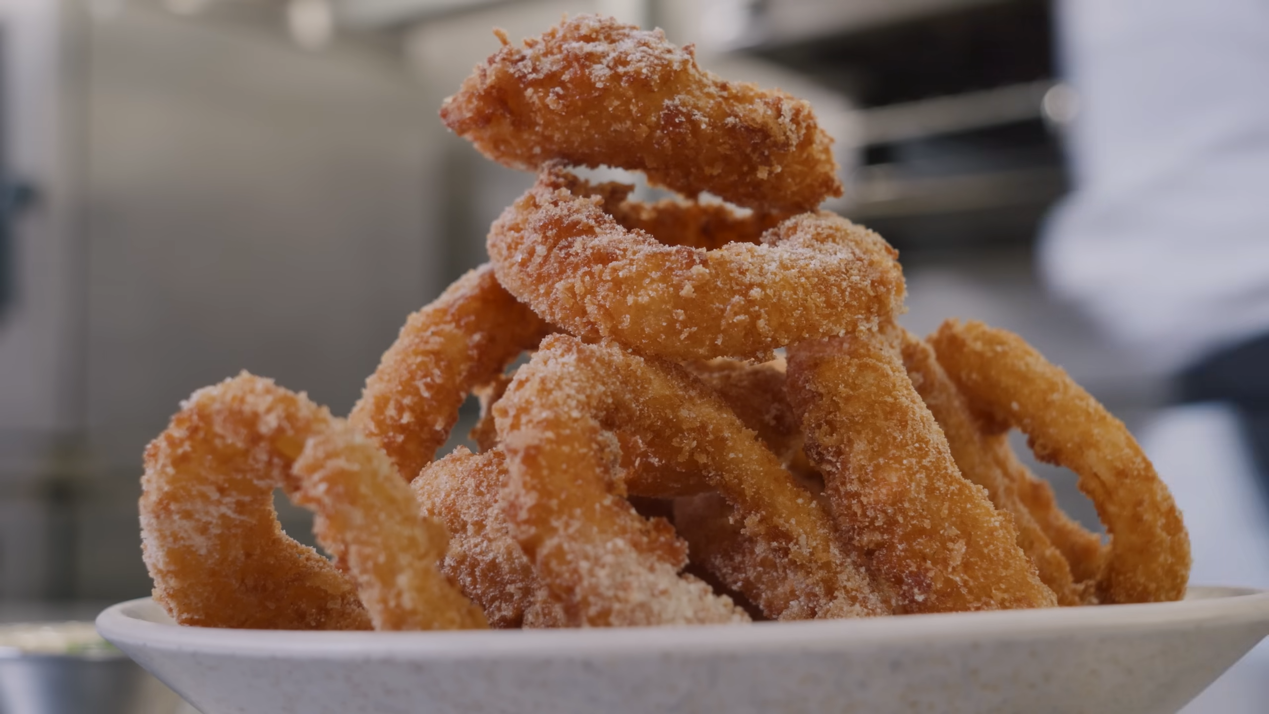 Stop making soggy onion rings because this technique fixes everything