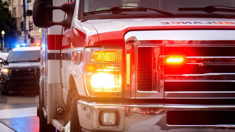 Teen dies in southeast metro crash