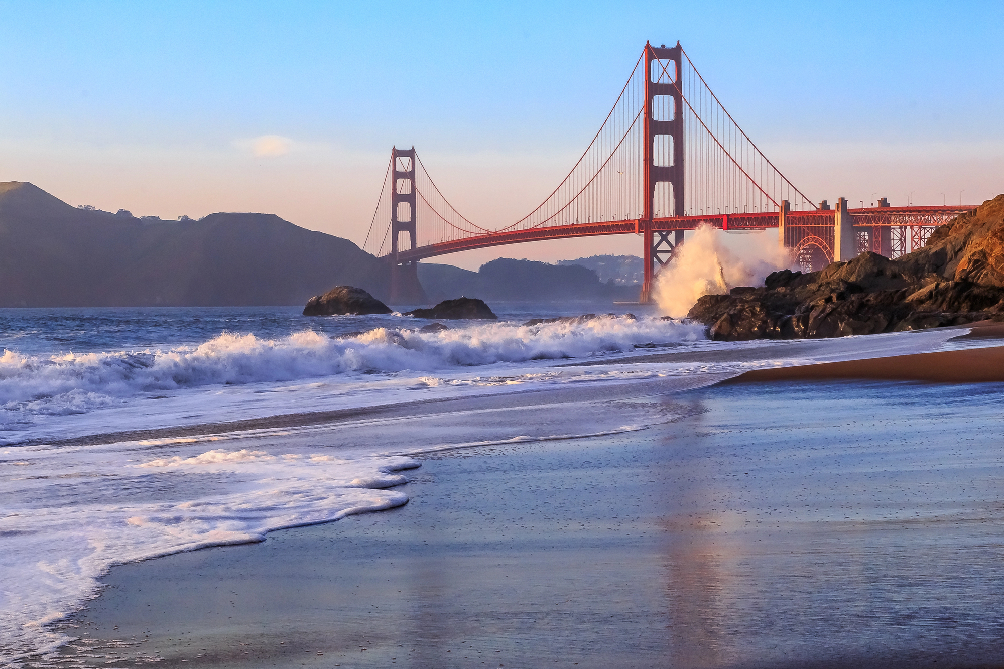 Rare images of the Golden Gate Bridge being built