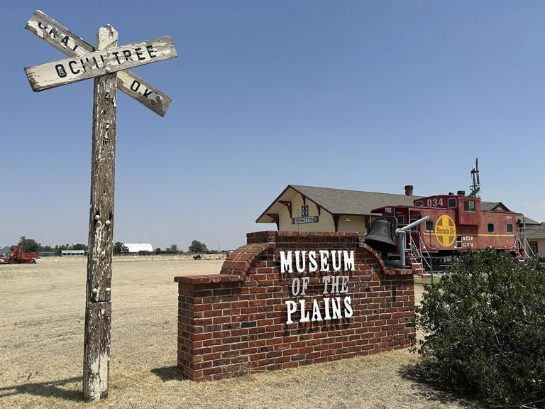 Perryton museum opens new habitat exhibit