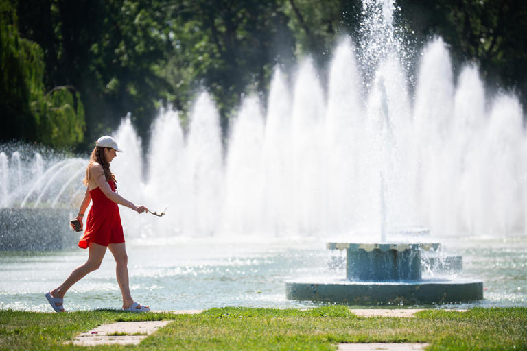 UK breaks May temperature record with sweltering 'tropical night'