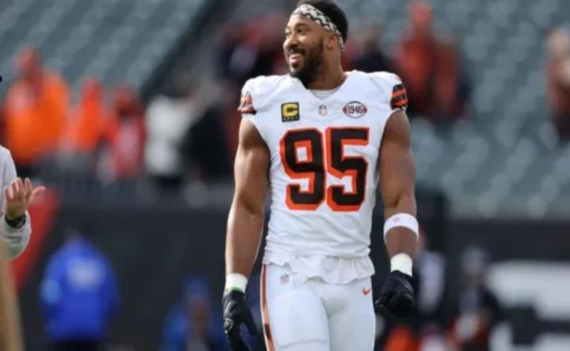 Browns facing growing Myles Garrett drama as Rich Eisen sounds alarm on ...