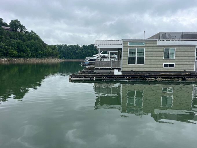 Weather, gas prices impact Memorial Day weekend on the lake