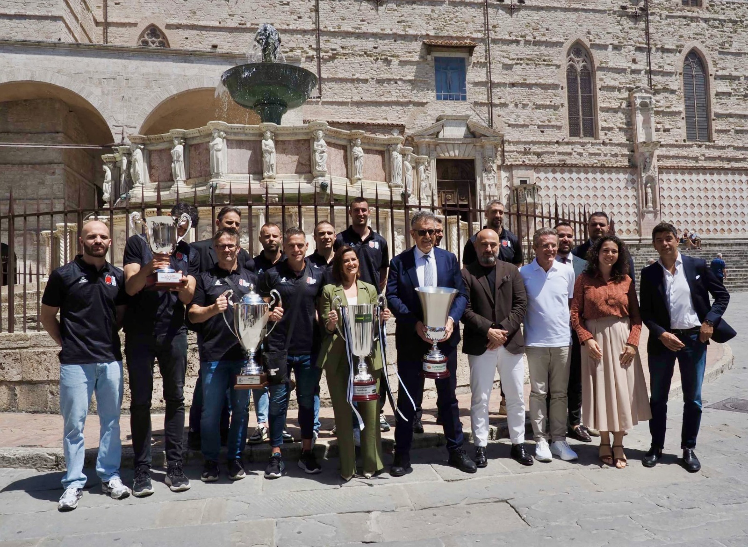 Pallavolo, la Sir Perugia ricevuta a palazzo dei Priori