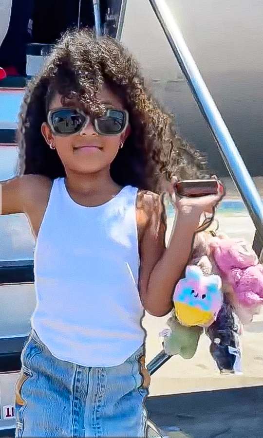 Stormi's luxurious trip on a private jet 🤑