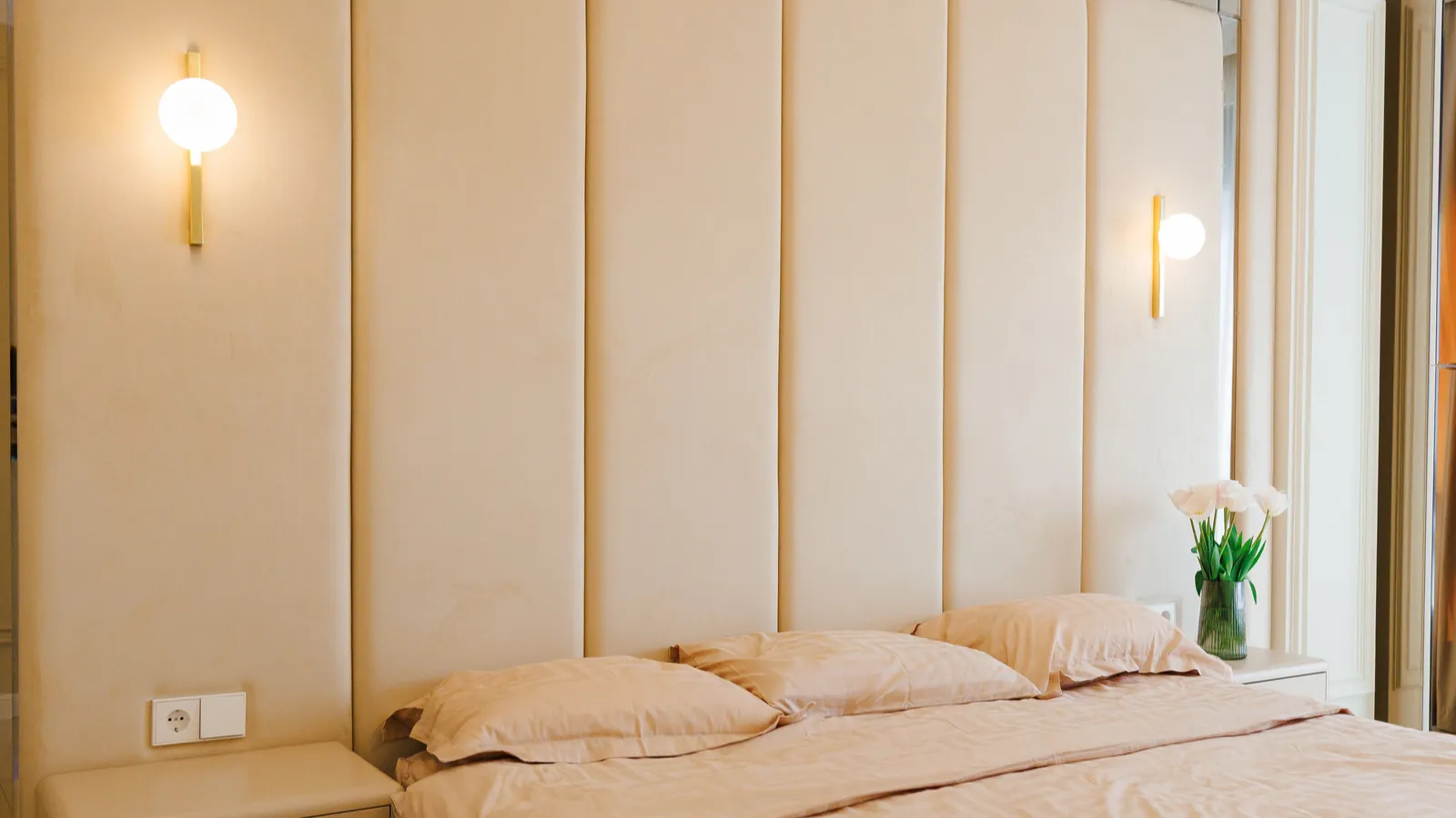 Bedroom headboard styles that change the entire feel of a room