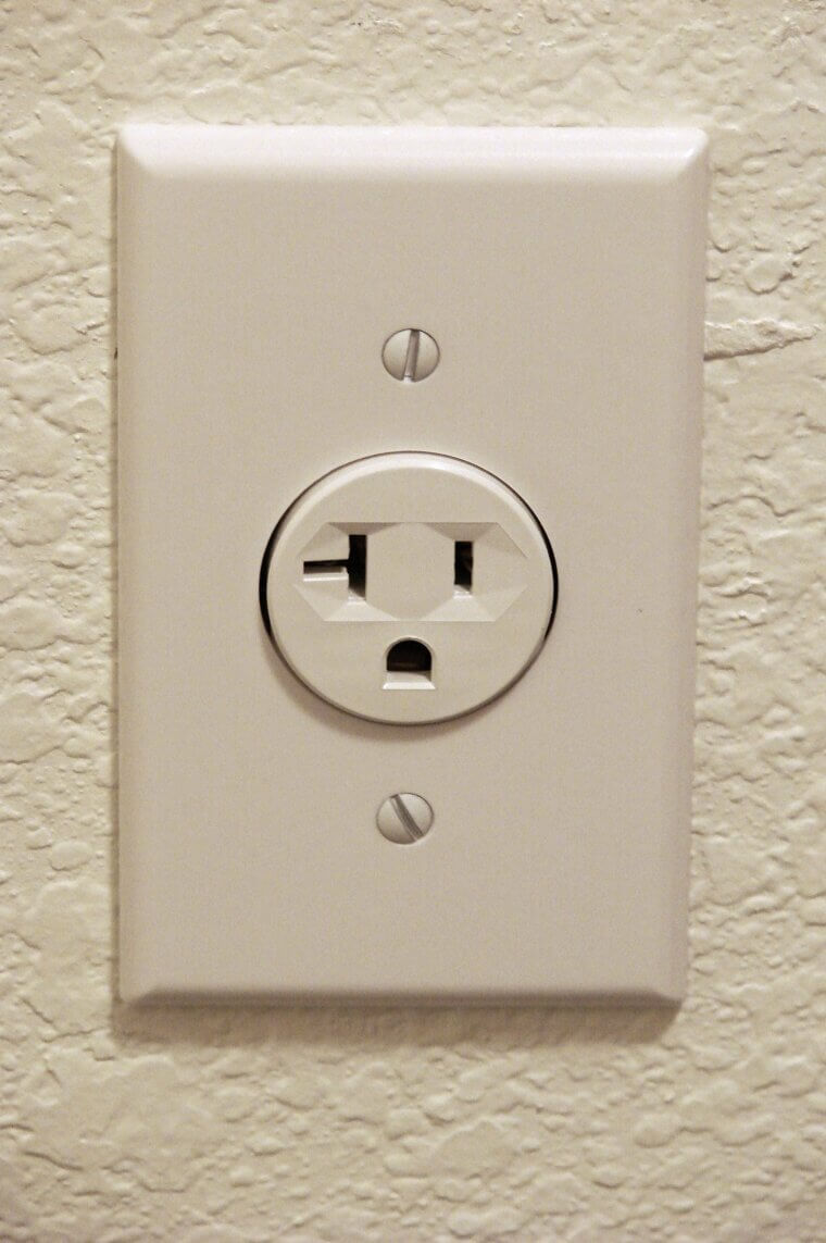 Things home inspectors see in every other house that homeowners often miss