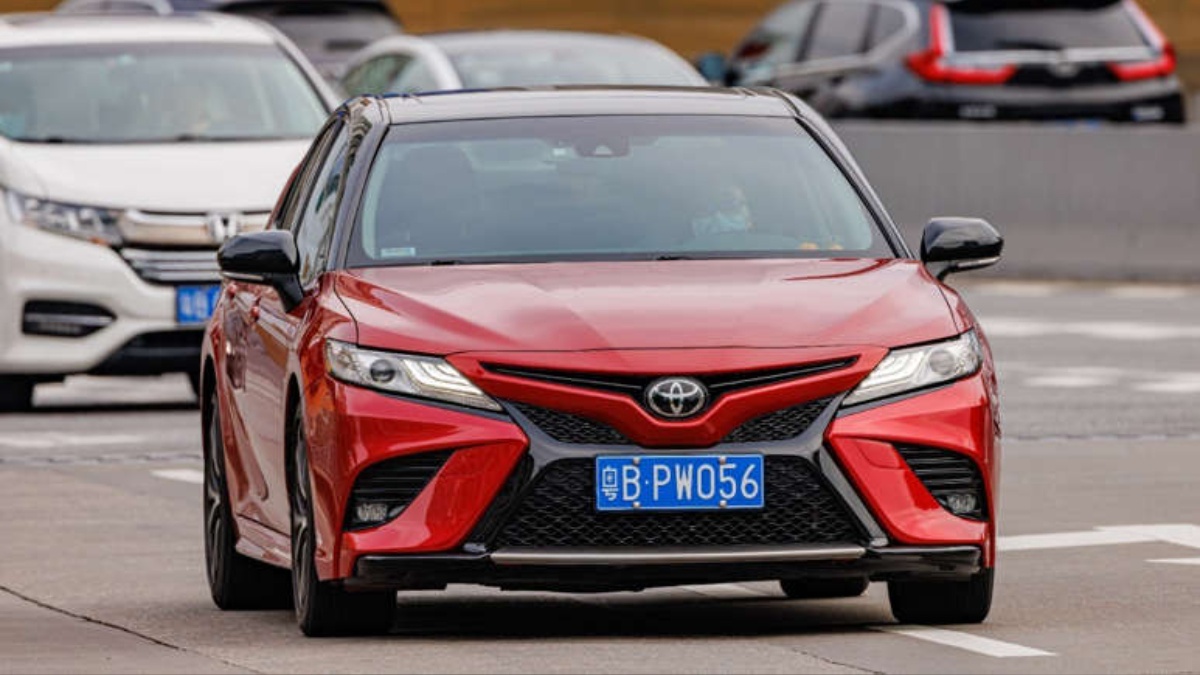 Need a car that can take a beating? These 12 vehicles keep running ...