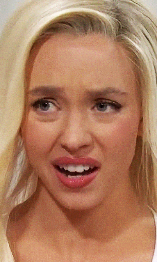 Sydney Sweeney calls out "fake women"