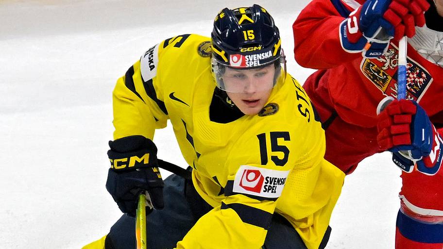 Rangers should trade up to land this generational prospect