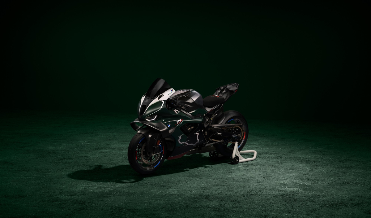BMW M 1000 RR TT edition: solo 115 esemplari per il Tourist Trophy
