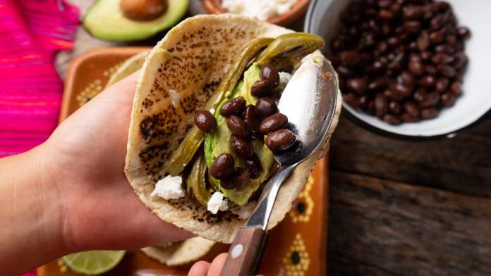 ¿Cómo hacer tacos de frijol? Expertos los consideran un superalimento ...