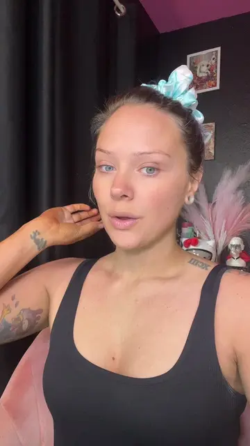 Find your true foundation shade with this easy paper trick