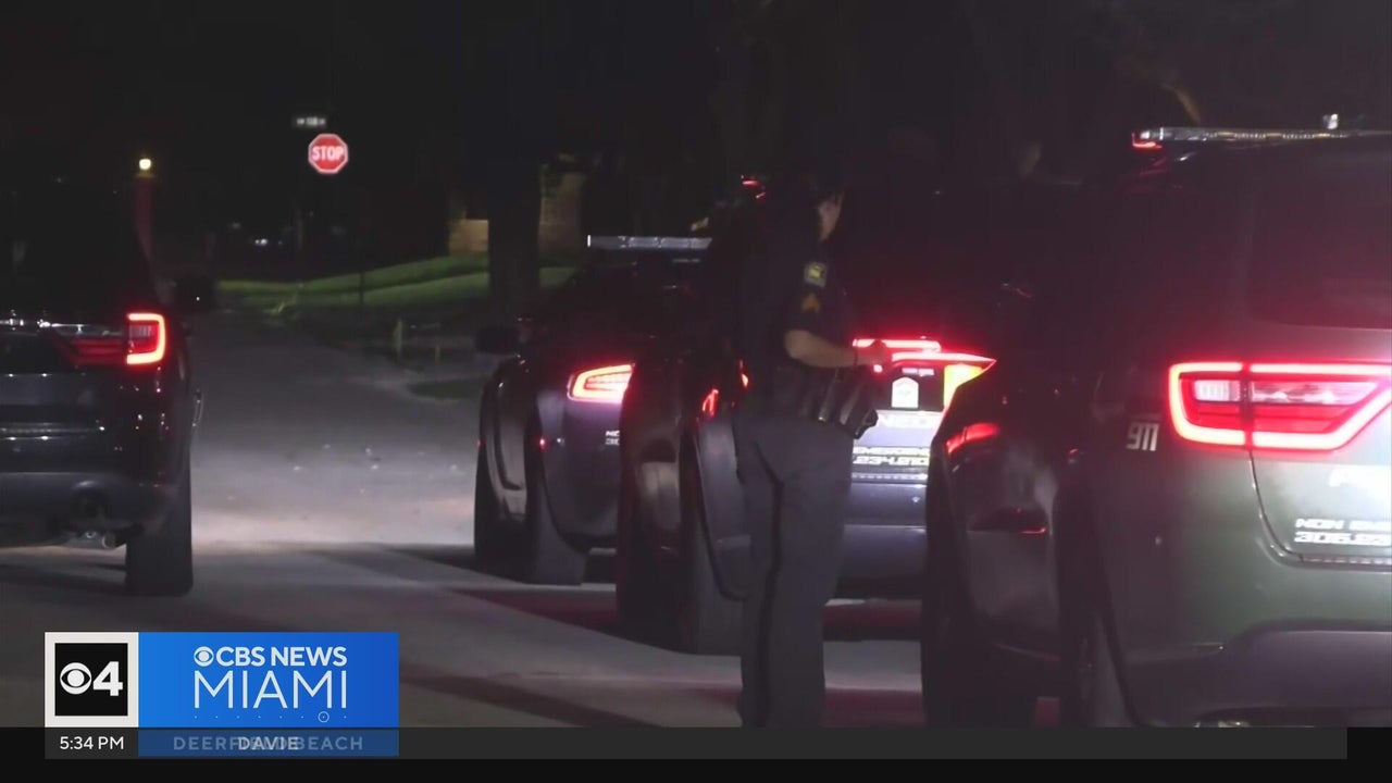 Pinecrest car burglary leads to chase, arrest; police still searching ...